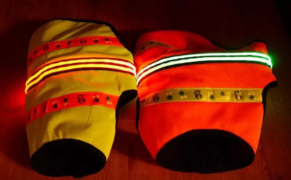 LED Dog Coat | Flashing High Viz Coat For Dogs – wiggles and wags